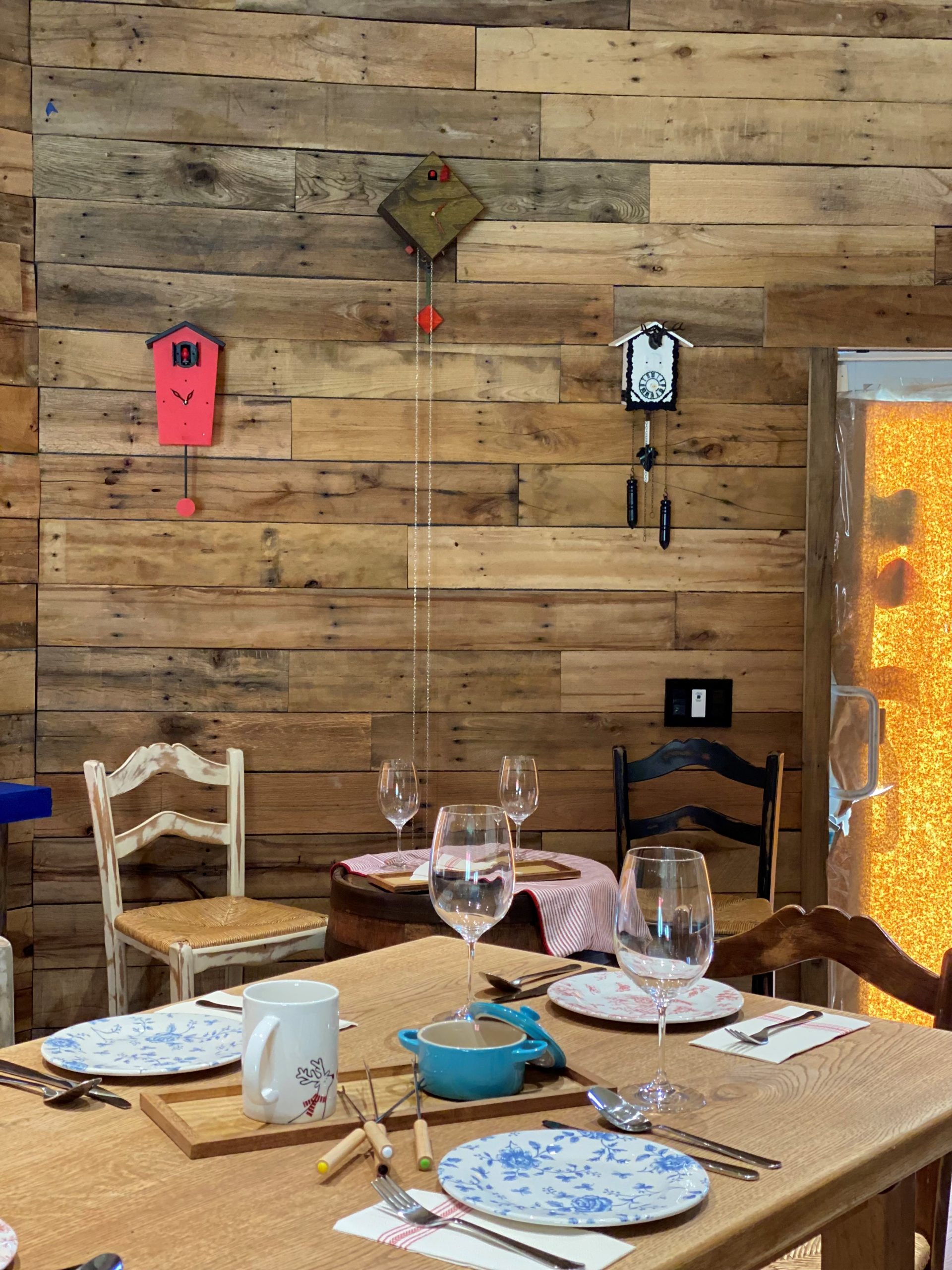 CUCKOO CLOCK BRAUHAUS – German Restaurant and Bar